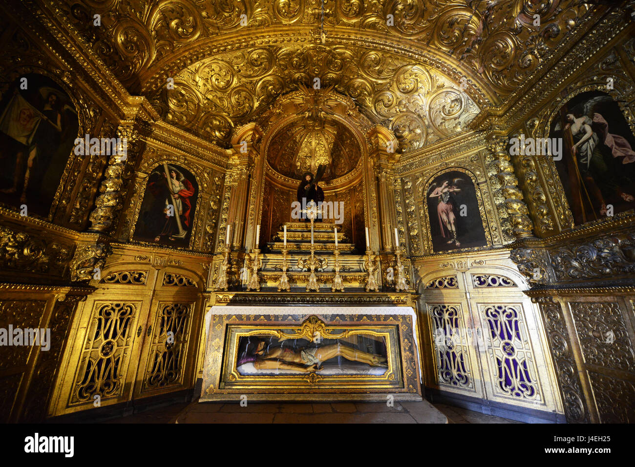 The church inside the Jerónimos Monastery Belem, Lisbon Stock Photo - Alamy