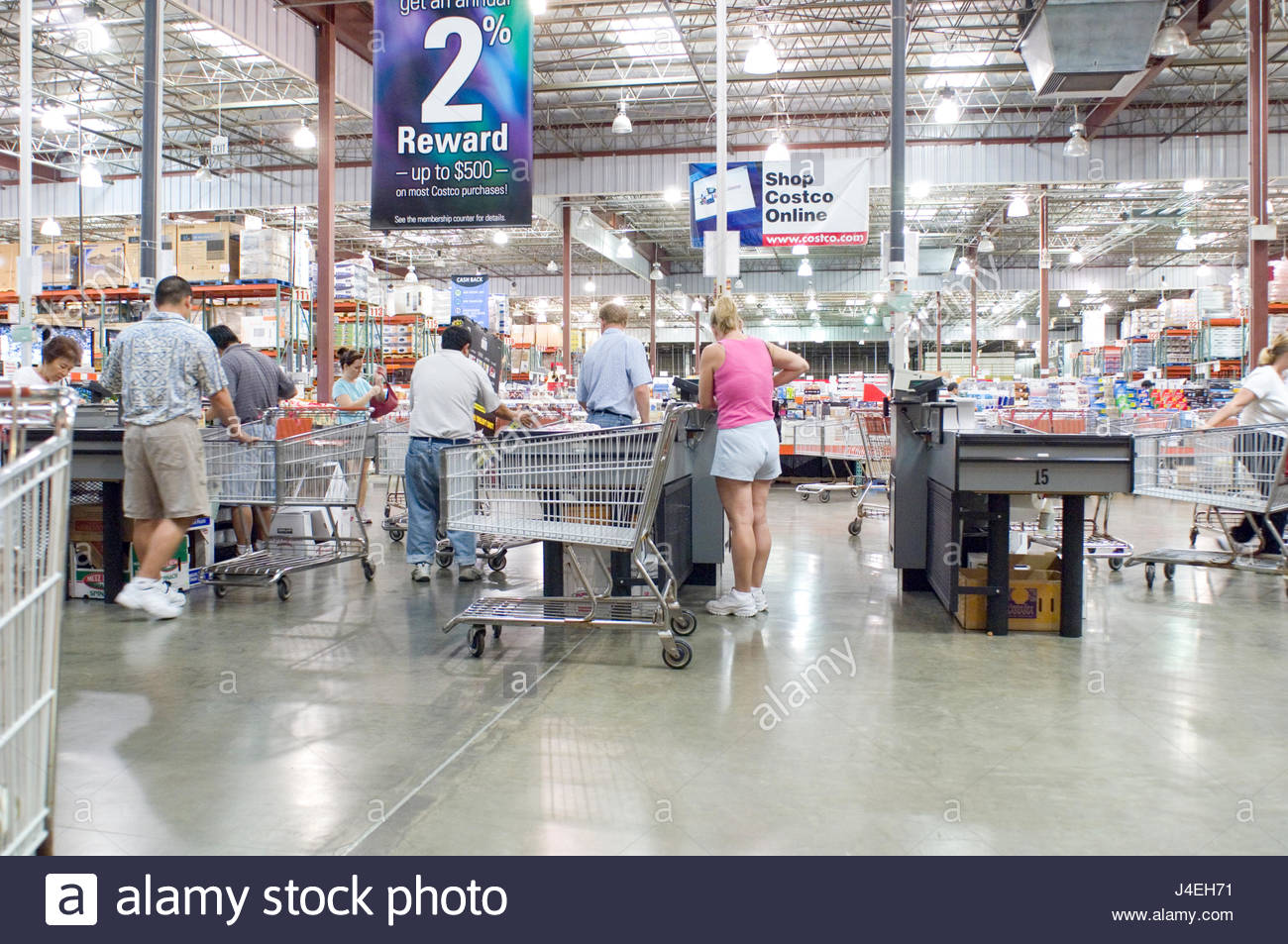 The Items Inside This Packaging High Resolution Stock Photography and ...