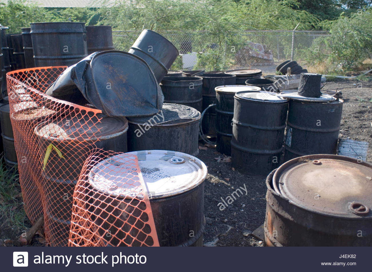 55 Gallon Drums High Resolution Stock Photography and Images - Alamy