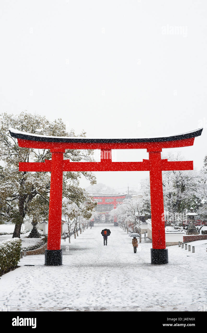 Entrance path to Fushimi Inari Shrine in winter, Kyoto, Japan, Asia ...