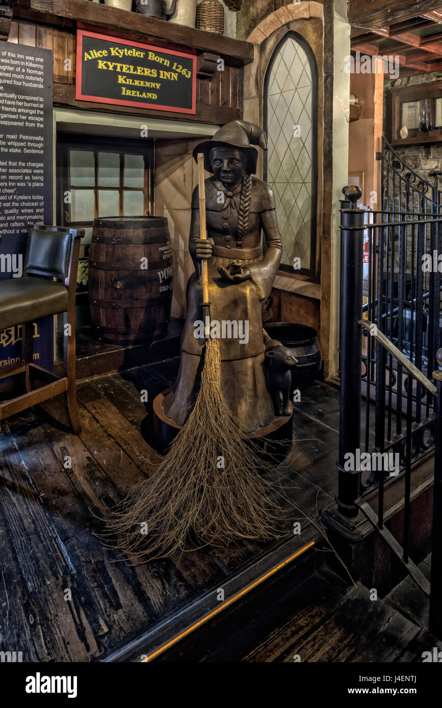 Kytelers inn kilkenny hi-res stock photography and images - Alamy