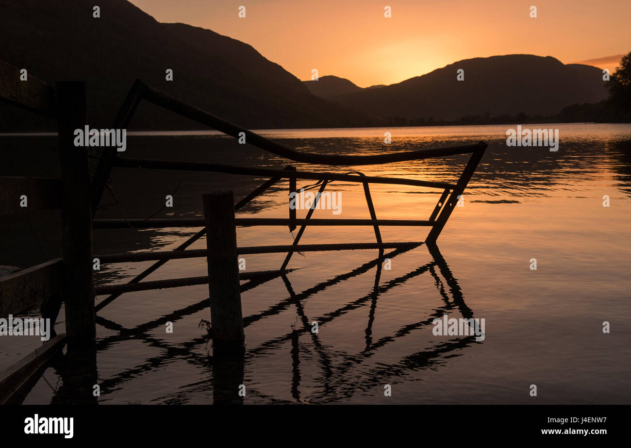 Sunset on Buttermere in the Lake District, Cumbria England UK Stock ...