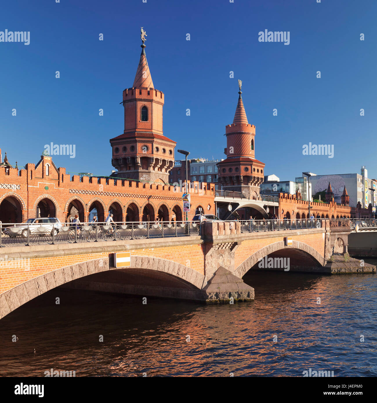 Oberbaum Bridge between Kreuzberg and Friedrichshain, Spree River ...