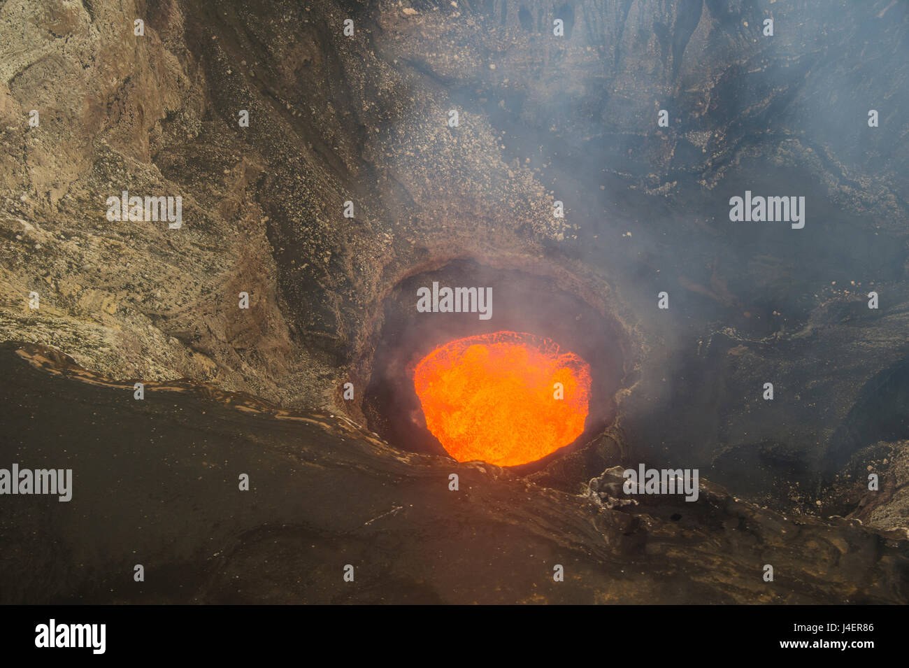 Lava lake in the caldera of the Ambrym volcano, Vanuatu, Pacific Stock ...