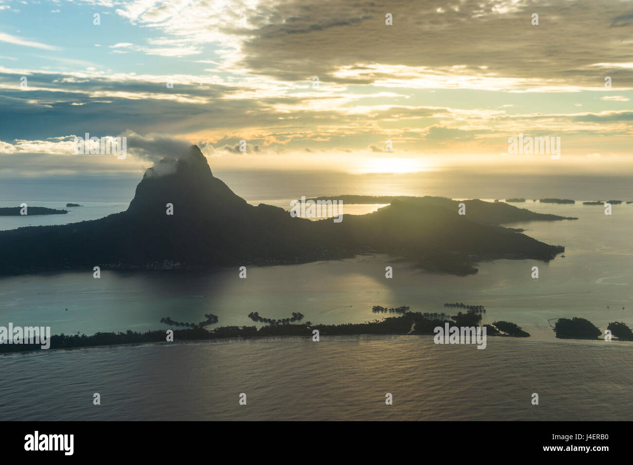 Bora bora hi-res stock photography and images - Alamy