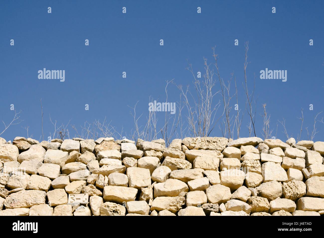 Rubble wall hi-res stock photography and images - Alamy