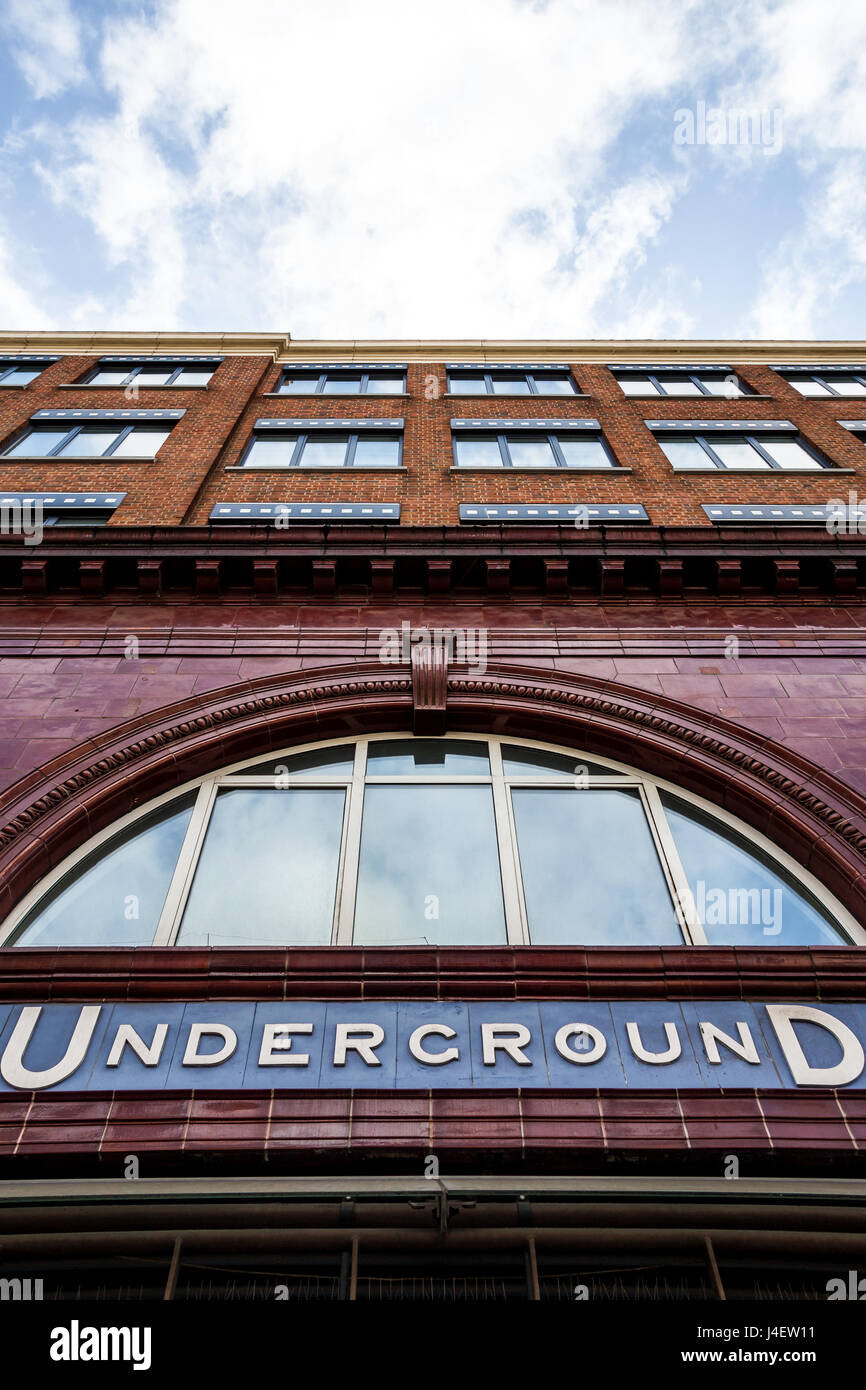 Blue underground sign hi-res stock photography and images - Alamy
