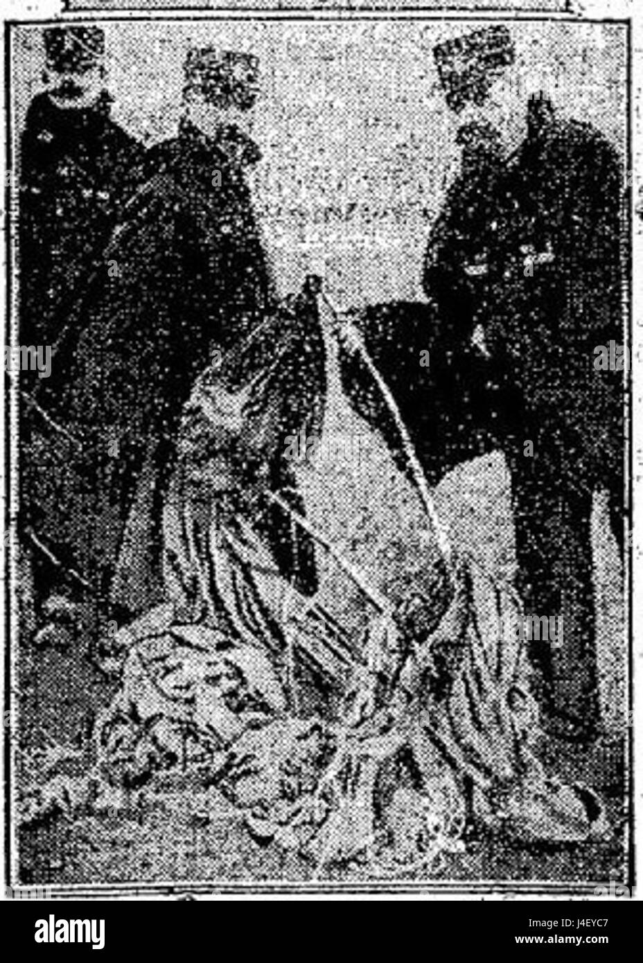 Detailed reporting Black and White Stock Photos & Images - Alamy