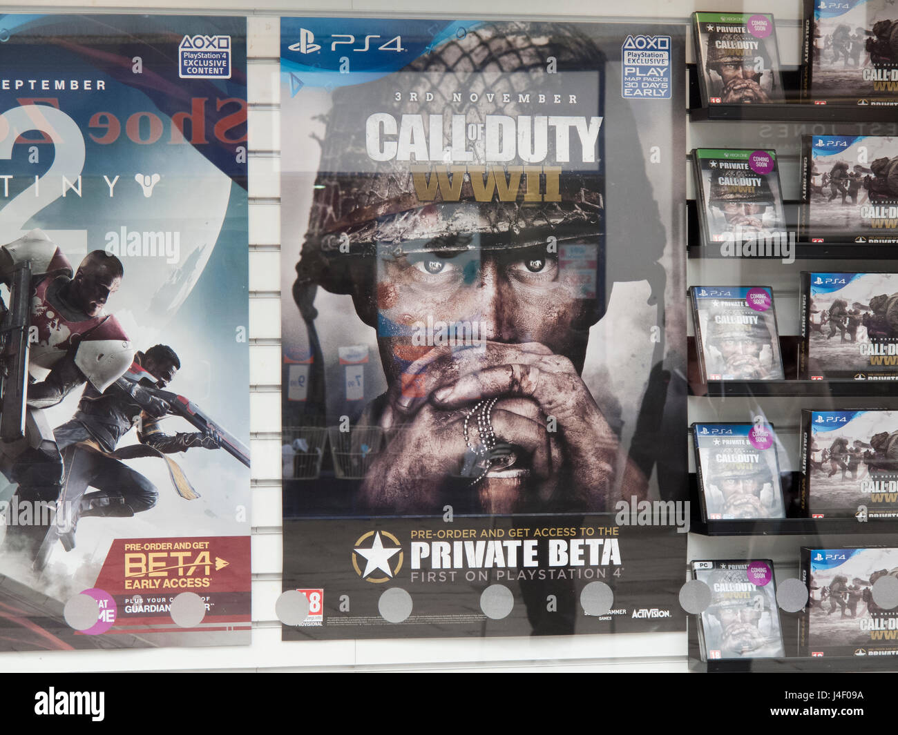 Gaming store display hi-res stock photography and images - Alamy