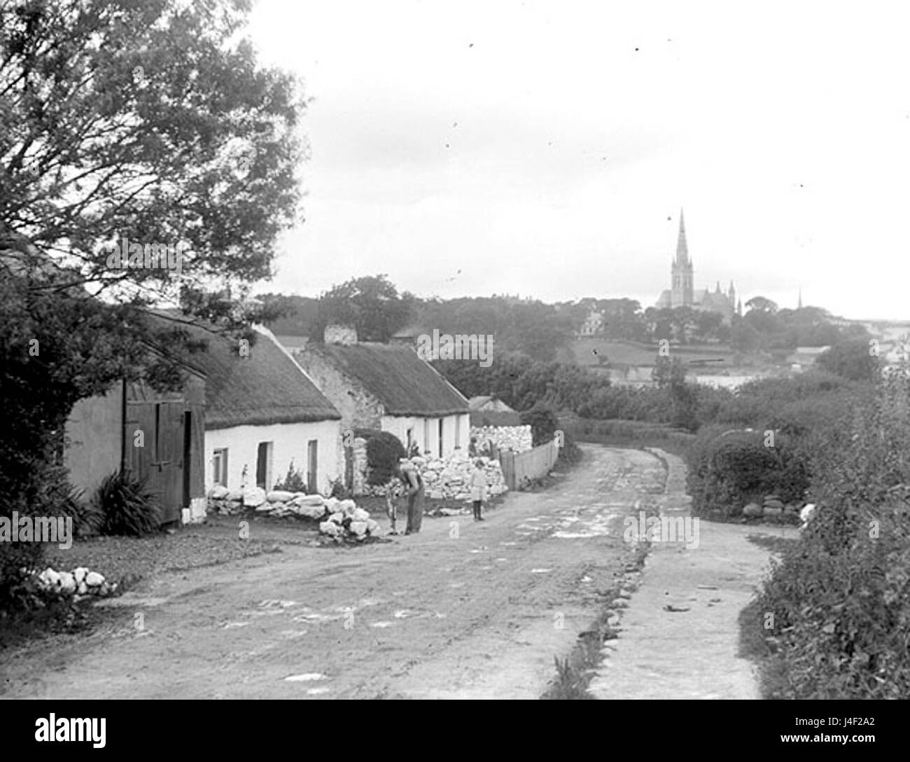 Country cottages Black and White Stock Photos & Images - Alamy