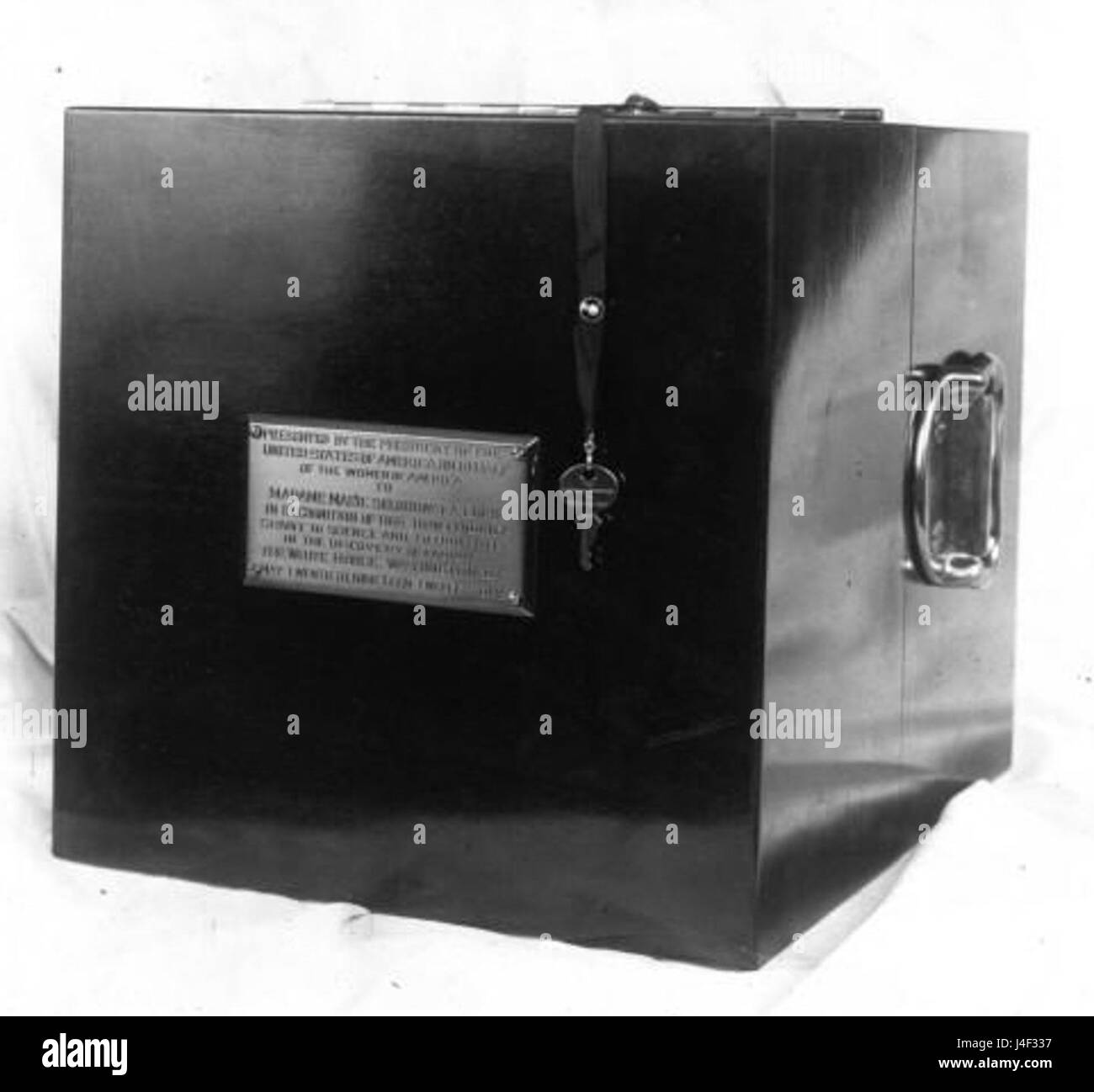 Element radium Black and White Stock Photos & Images - Alamy