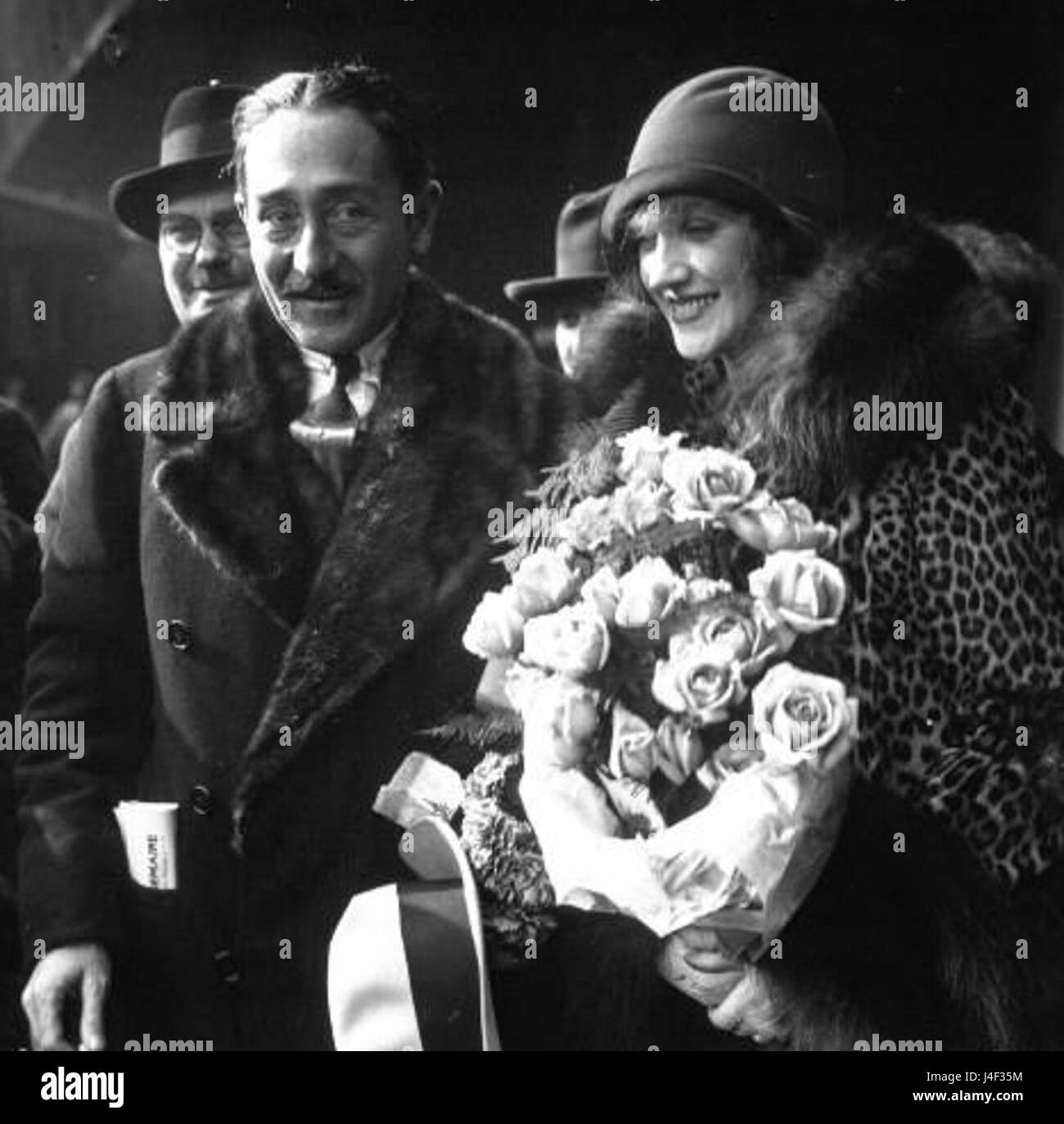 Adolphe Menjou Kathryn Carver 1928 Stock Photo - Alamy