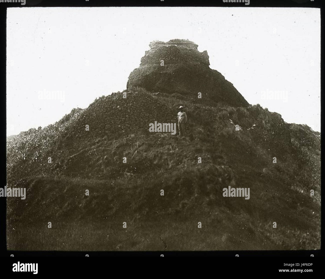 The Mana Expedition to East Polynesia, documented in 1570, is an ...