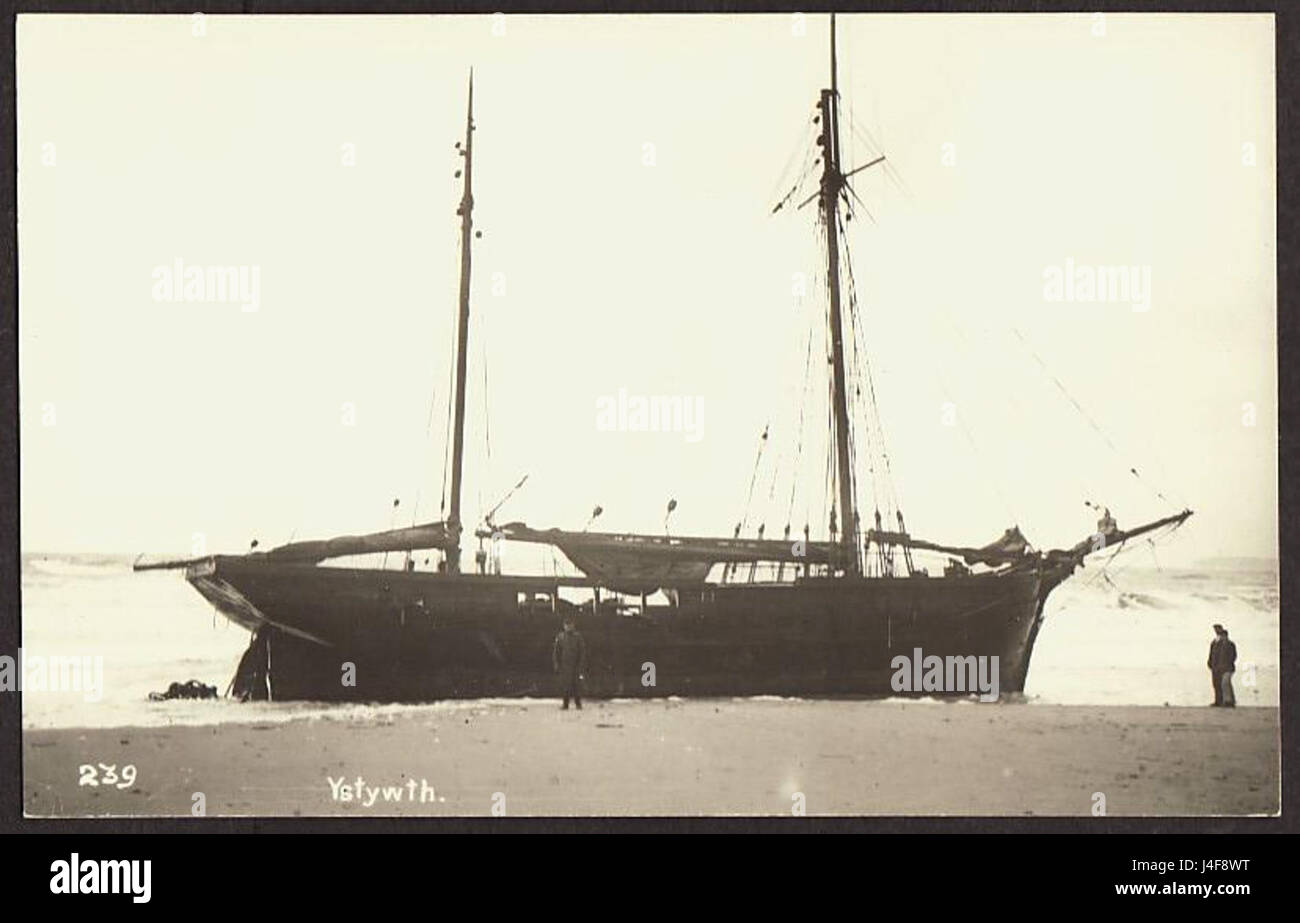 Classic ketch hi-res stock photography and images - Alamy