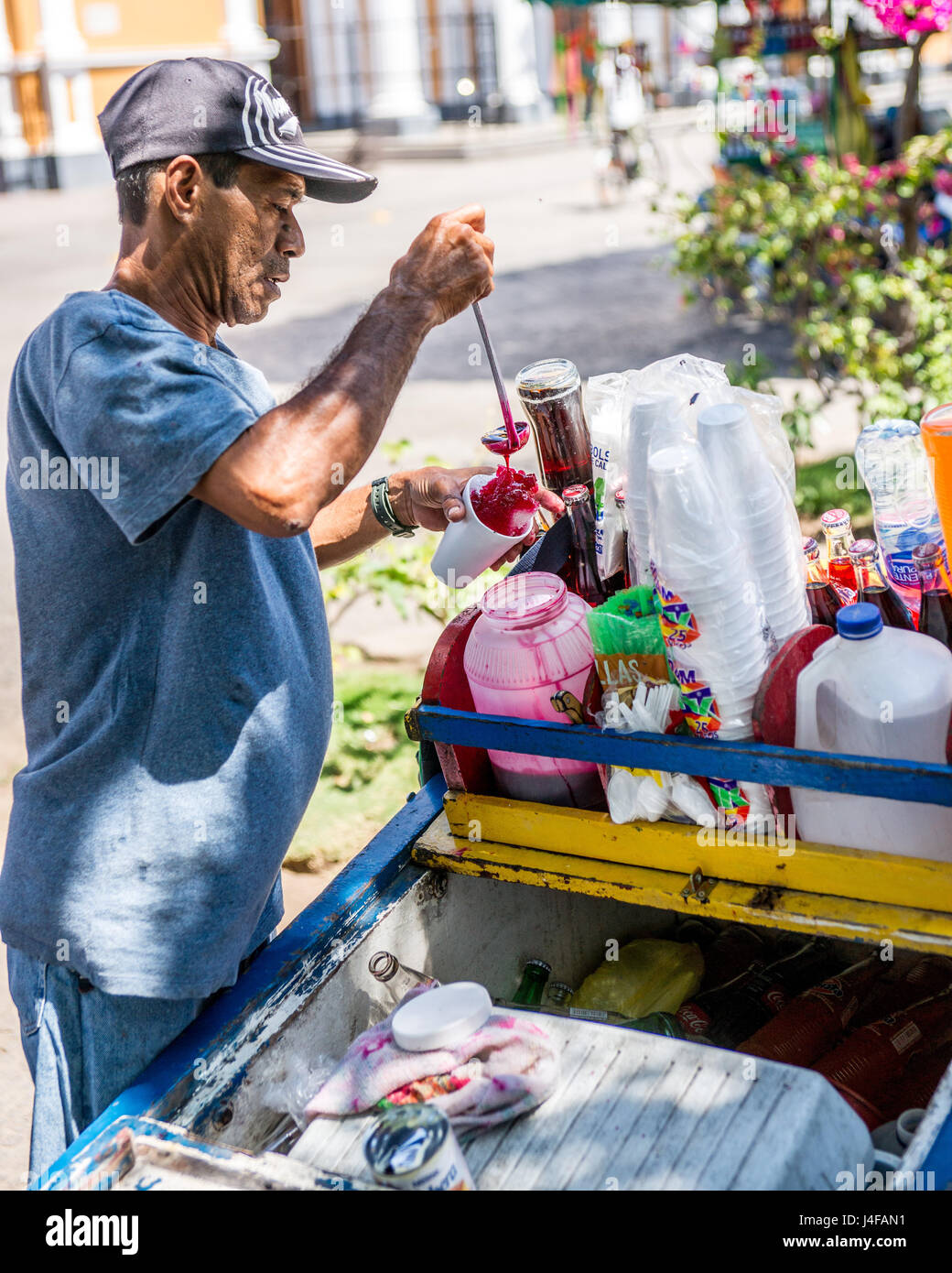 Snow cone vendor Granada Nicaragua Stock Photo - Alamy