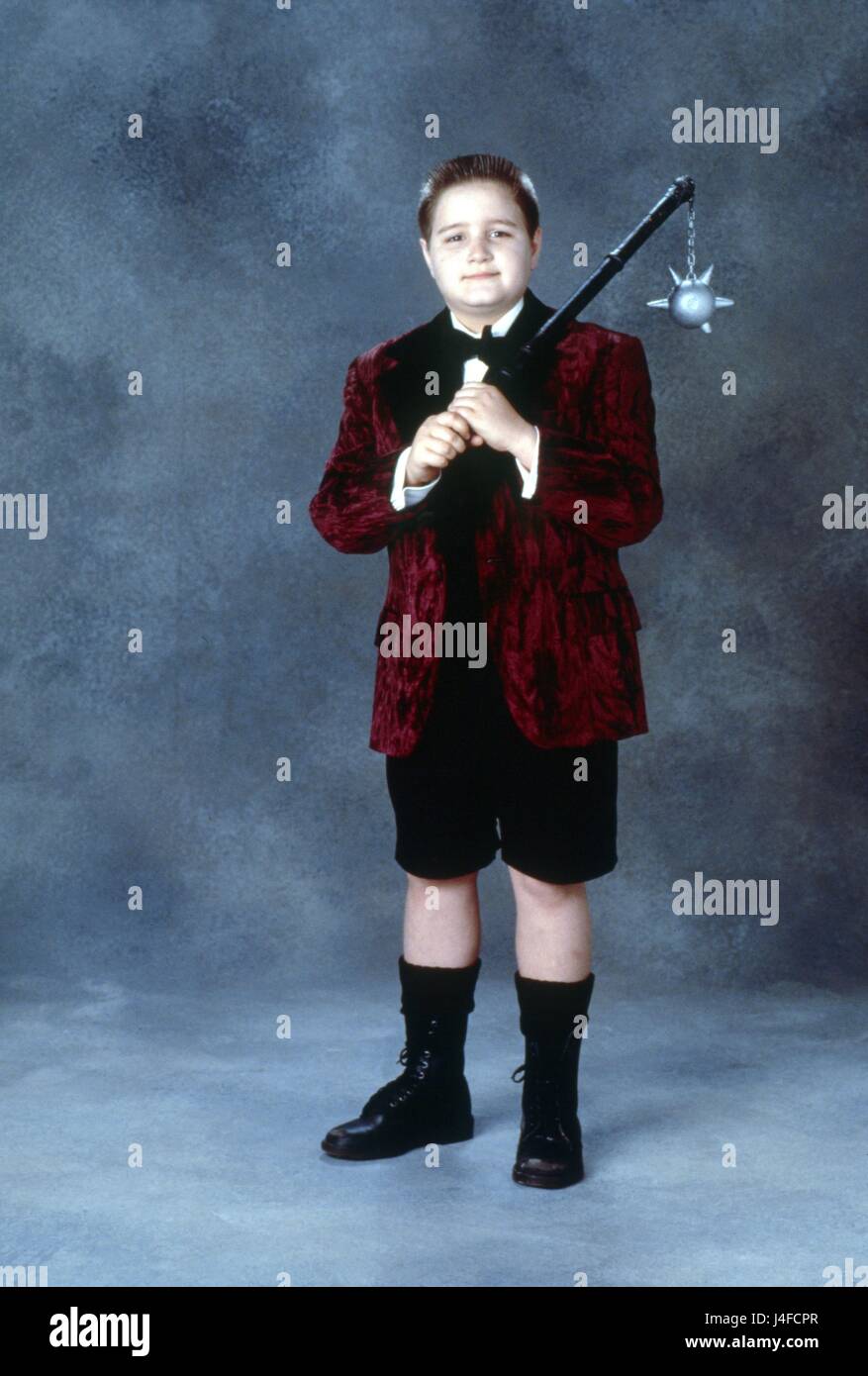 The Addams Family Year : 1991 USA Director : Barry Sonnenfeld Jimmy ...