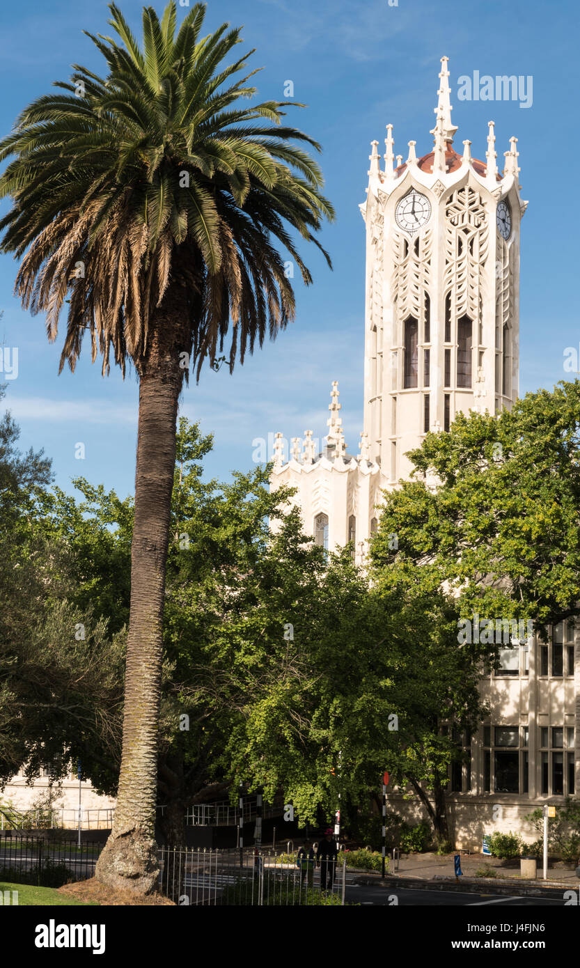 University clock tower albert park hi-res stock photography and images ...
