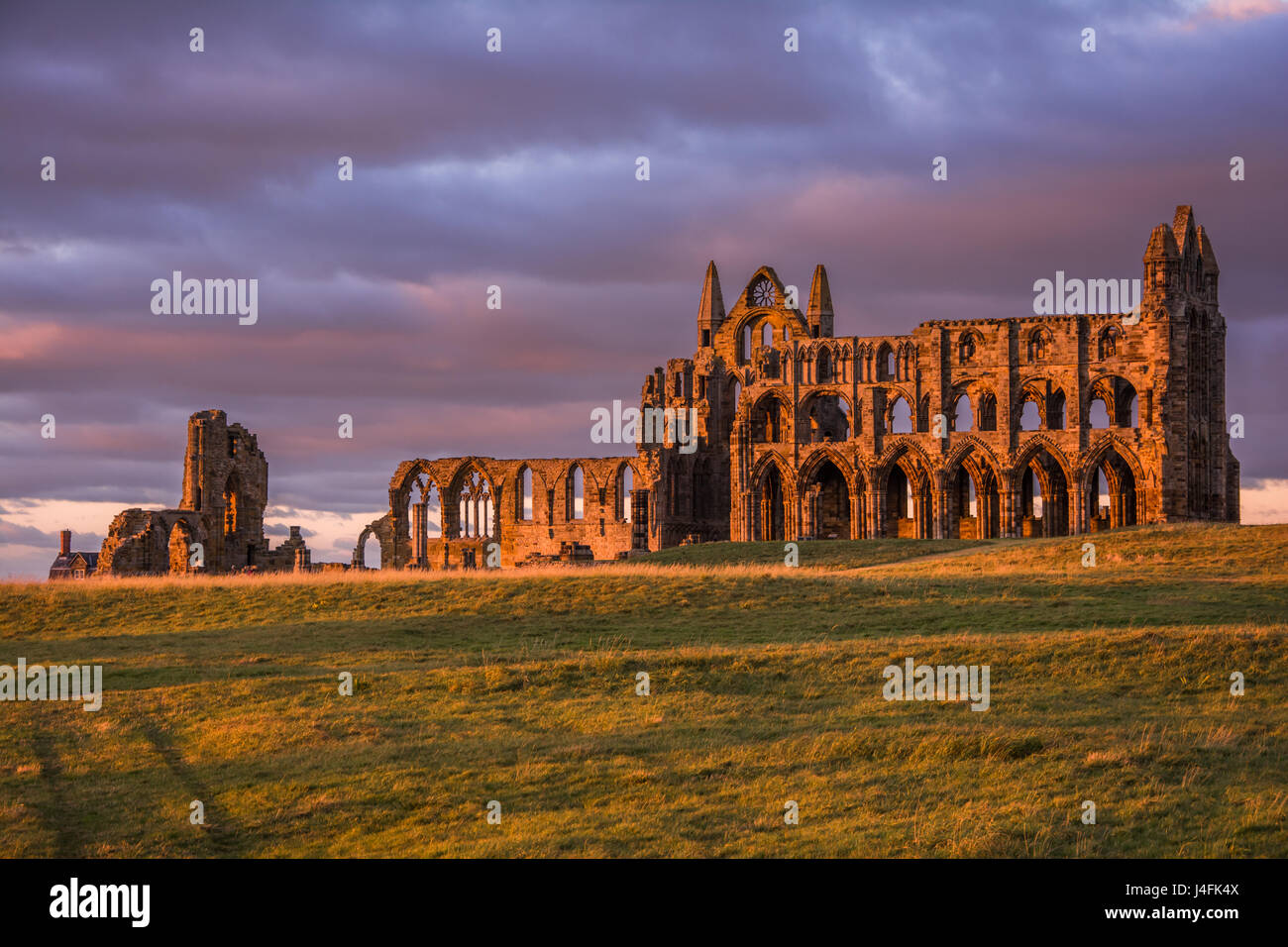 Whitby abbey sunset hi-res stock photography and images - Alamy