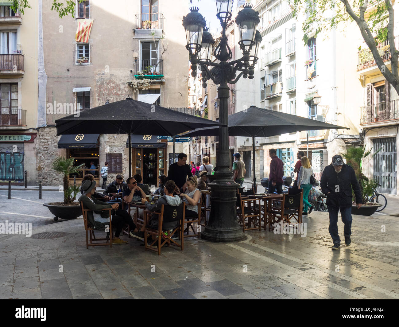 Al fresco dining and enjoying tapas a drink in Placa de Sant Agusti ...