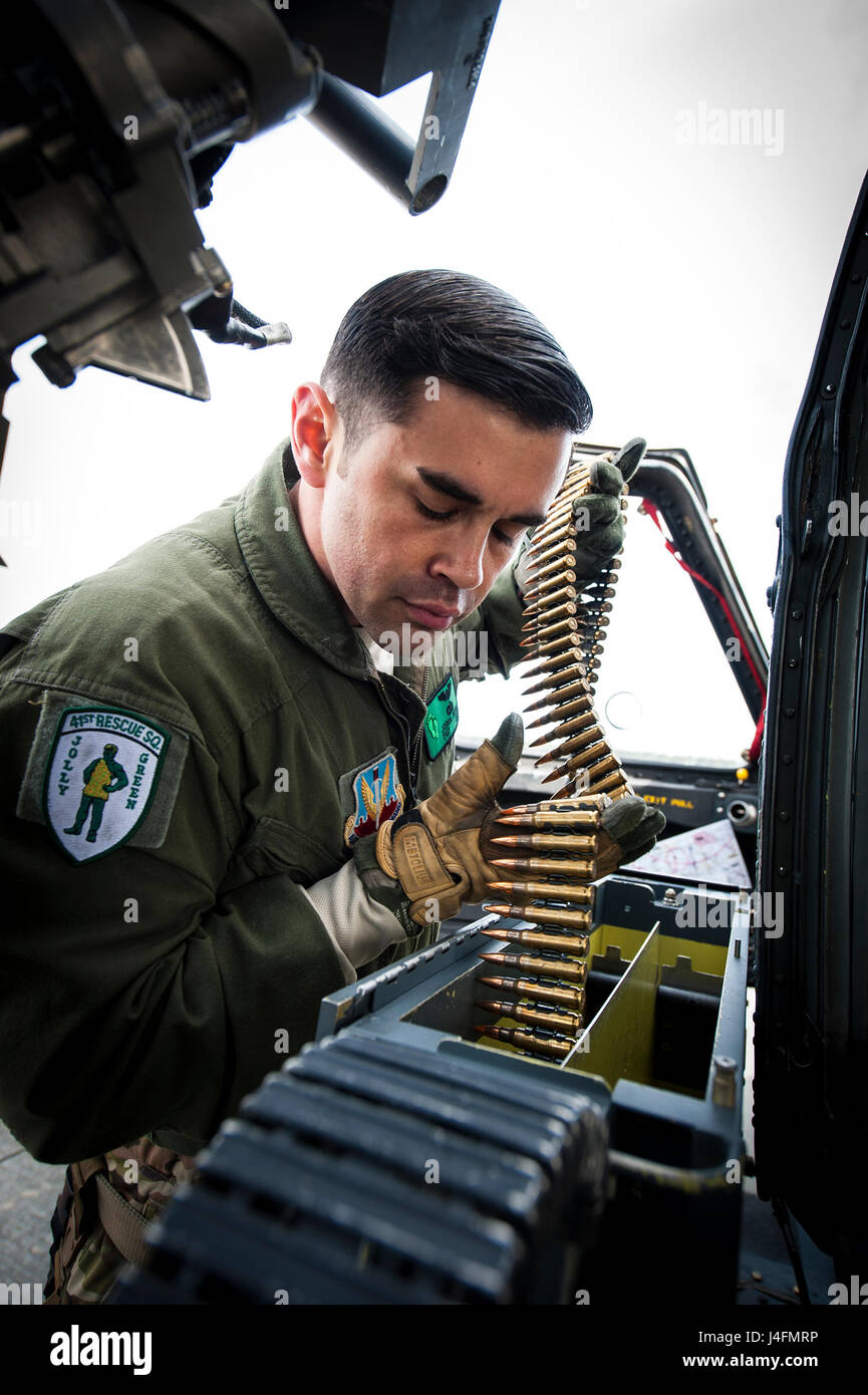 41st helicopter maintenance squadron hi-res stock photography and ...
