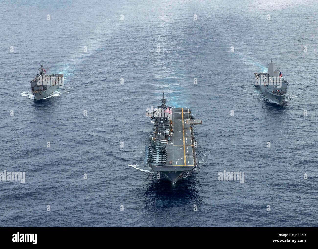 Amphibious dock landing ship uss whidbey island lsd 41 hi-res stock ...