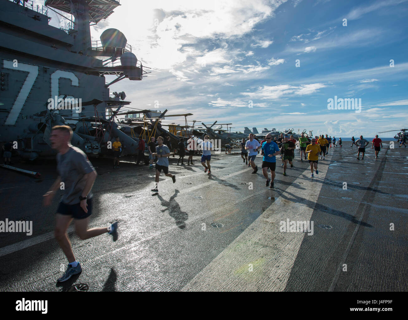 160704-N-NF288-341 SOUTH CHINA SEA (July 4, 2016) Sailors participate ...