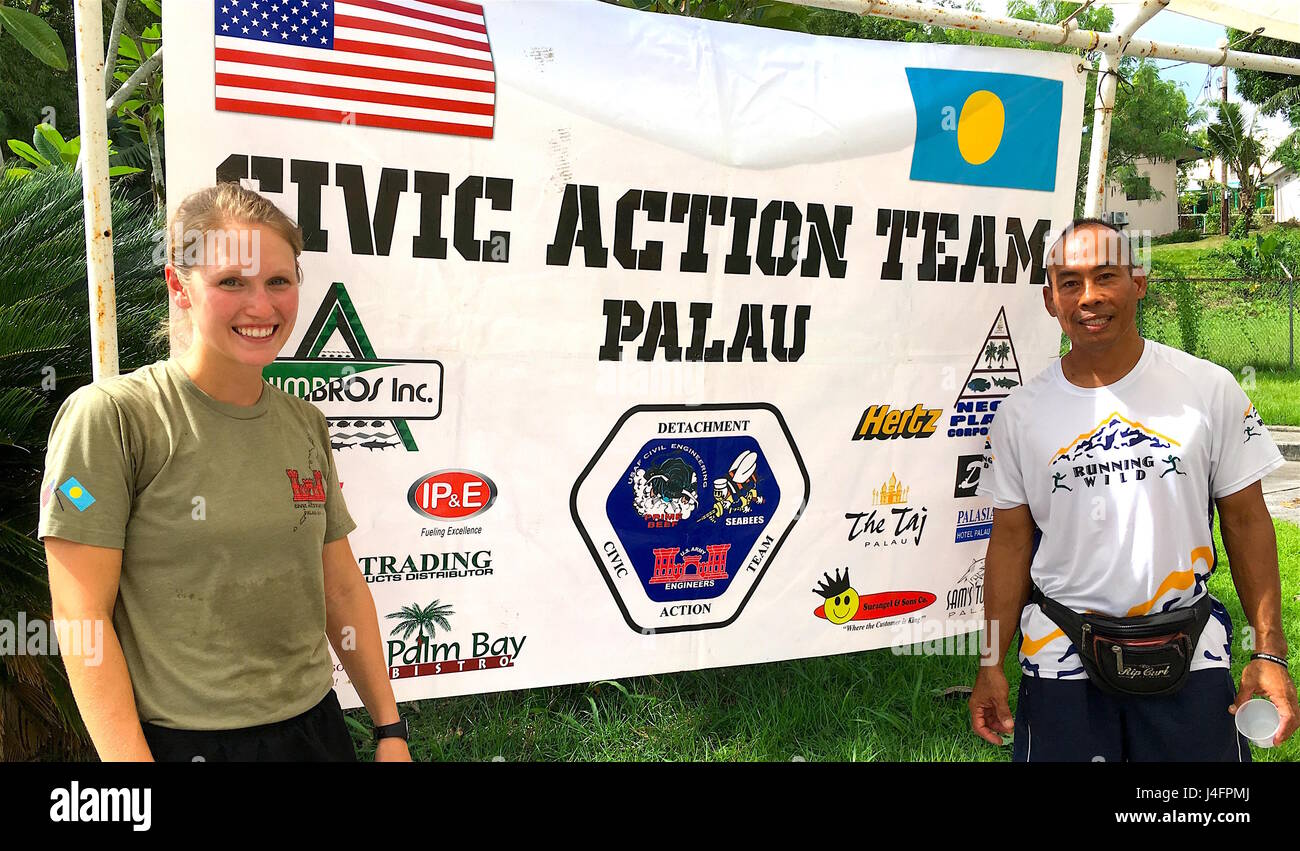 (KOROR, Republic of Palau) – U.S. Army 1st. Lt. Breawna Davis, officer ...
