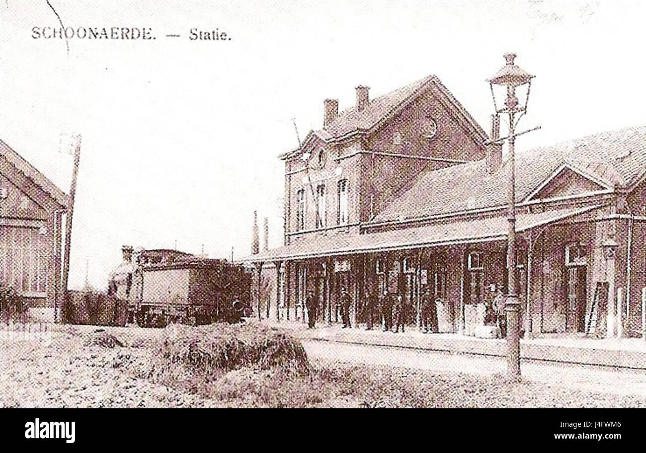 Station Schoonaarde Prentkaart Stock Photo - Alamy