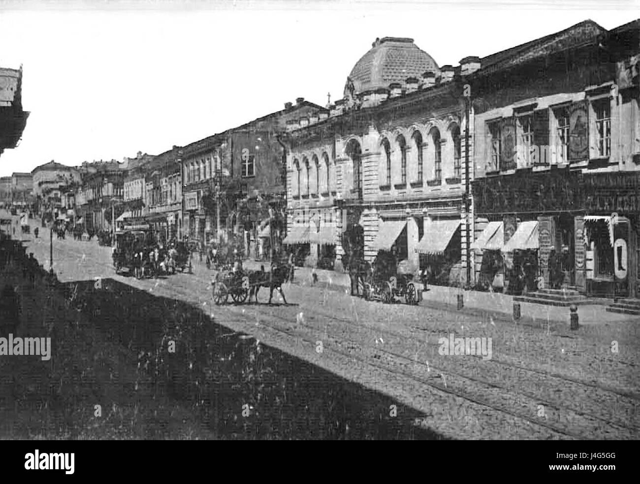 Street scene in europe 1900 Black and White Stock Photos & Images - Alamy