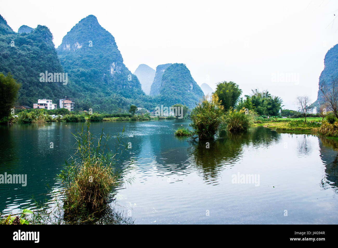 Idyllic river scenery hi-res stock photography and images - Alamy