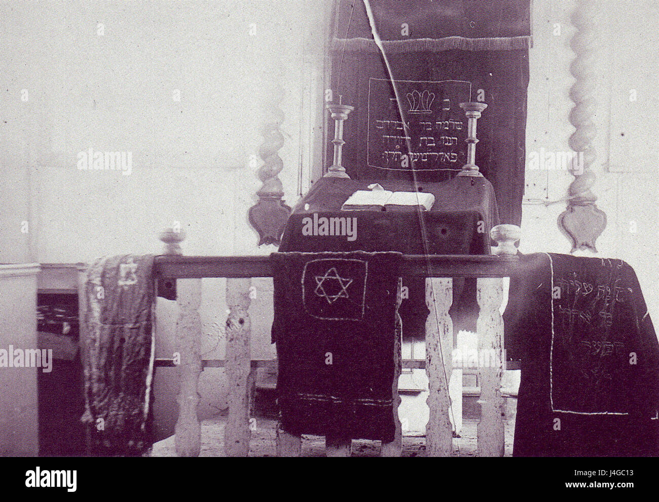 The *Synagoge Enger* refers to a synagogue in Enger, Germany, likely ...