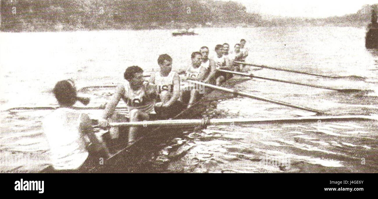 Rowing mens eight USA 1900 Stock Photo - Alamy