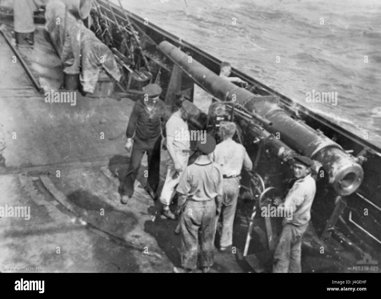 SMS Wolf 15 cm gun WWI AWM P05338.025 Stock Photo - Alamy