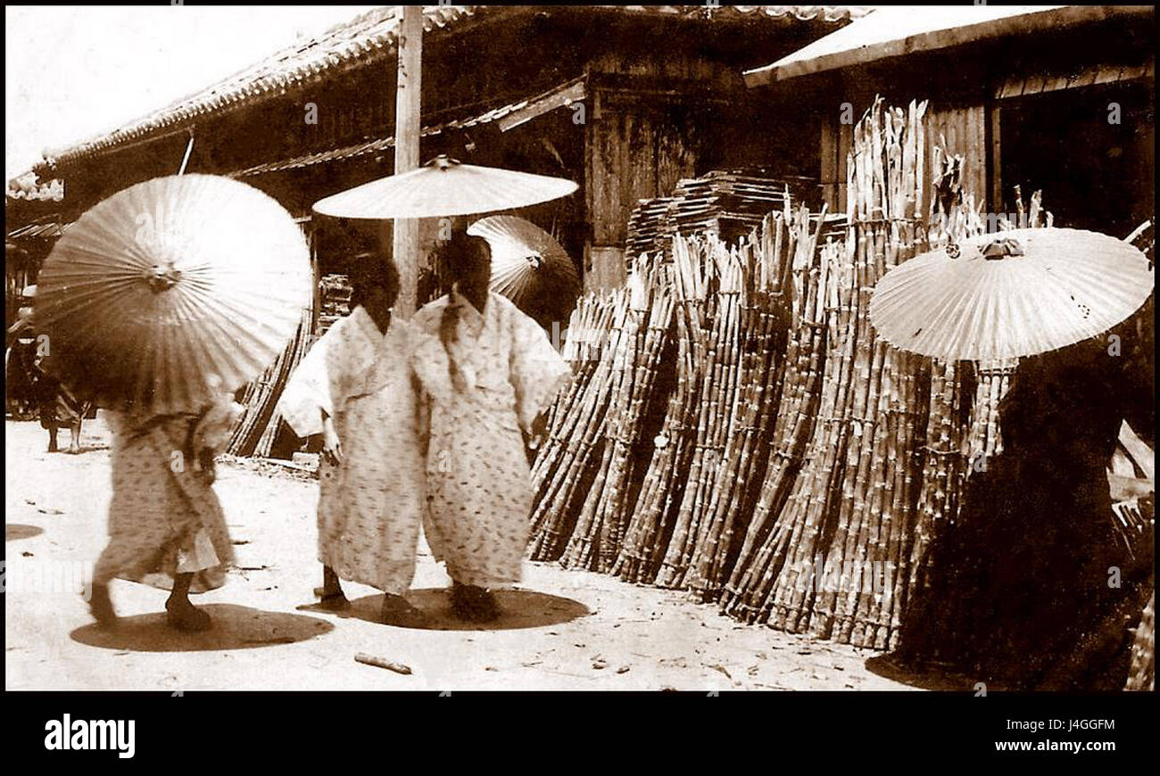 STREET SCENE in OLD OKINAWA Stock Photo - Alamy