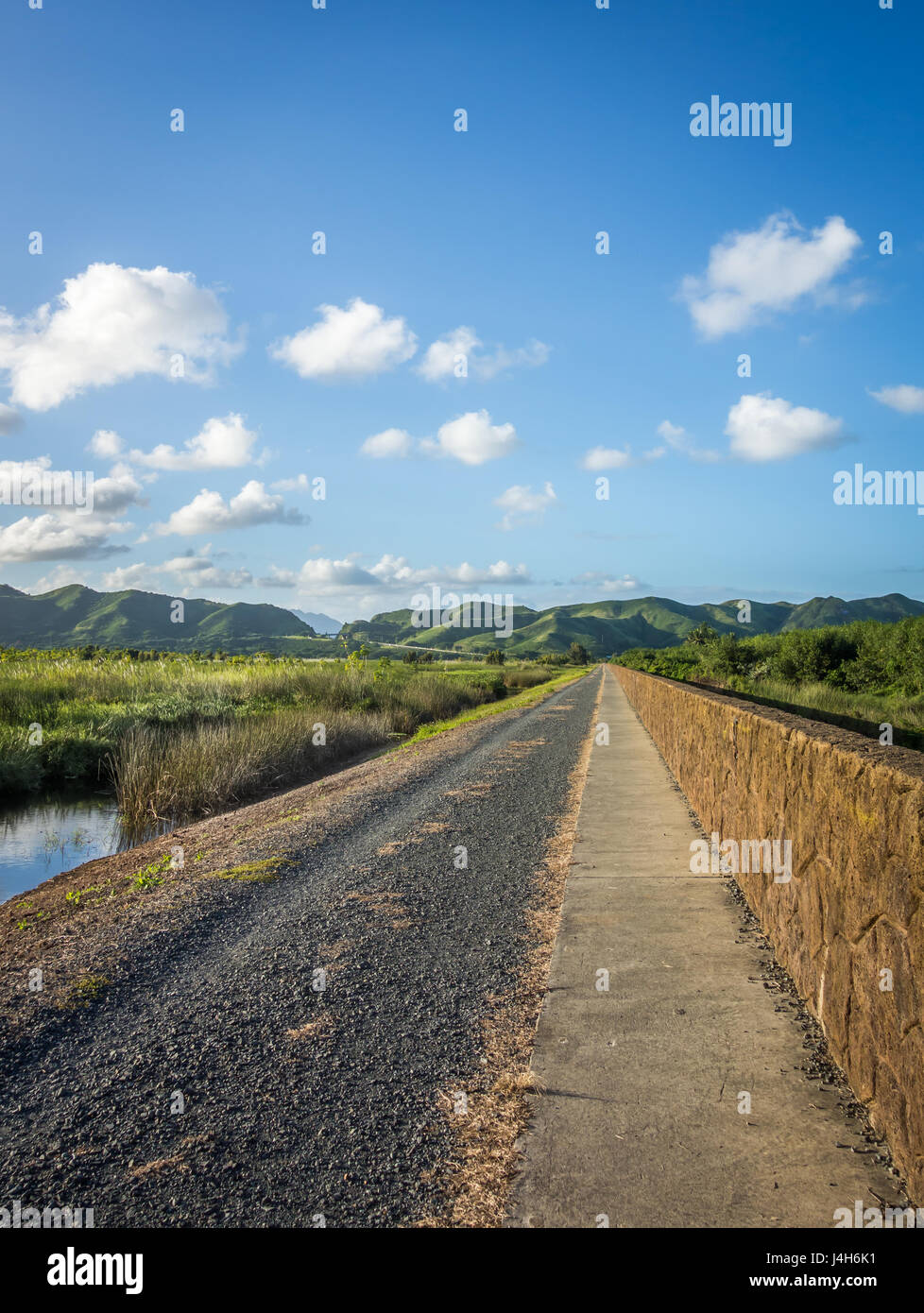 Long path hi-res stock photography and images - Alamy
