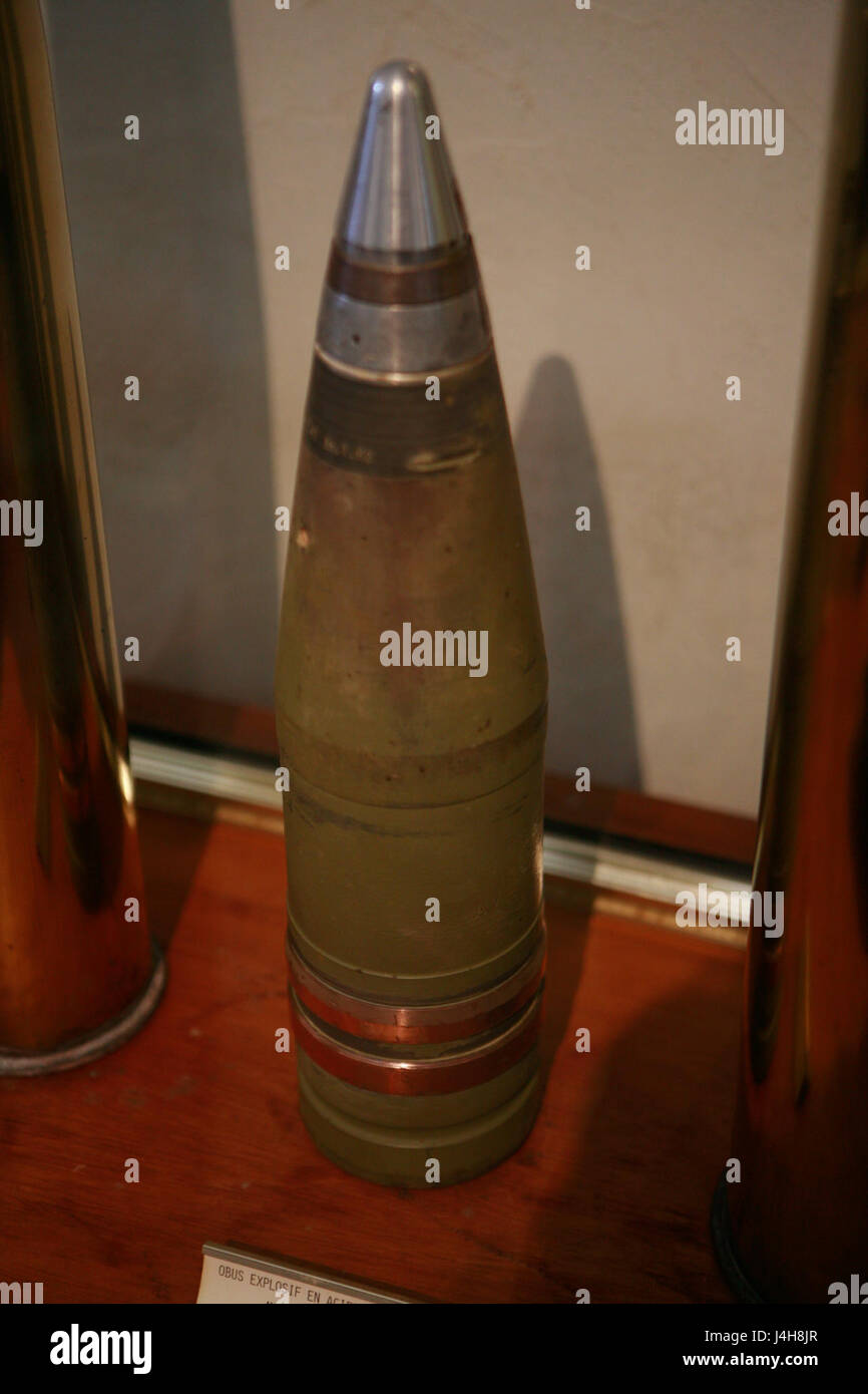 Defenseweapons hi-res stock photography and images - Alamy