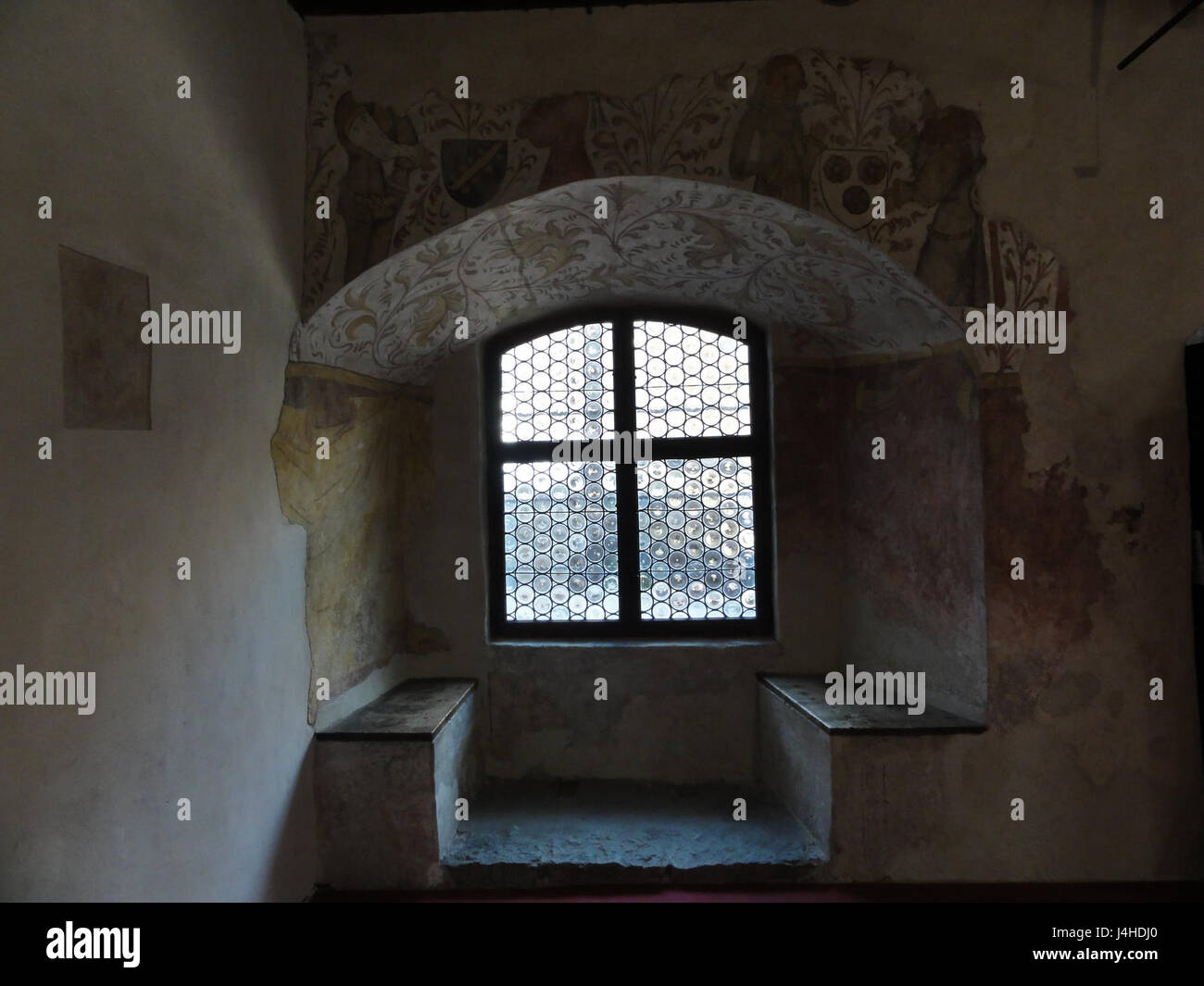 Castle 13th century fresco hi-res stock photography and images - Alamy