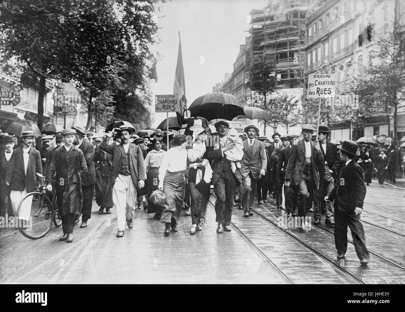 Street singers Black and White Stock Photos & Images - Alamy