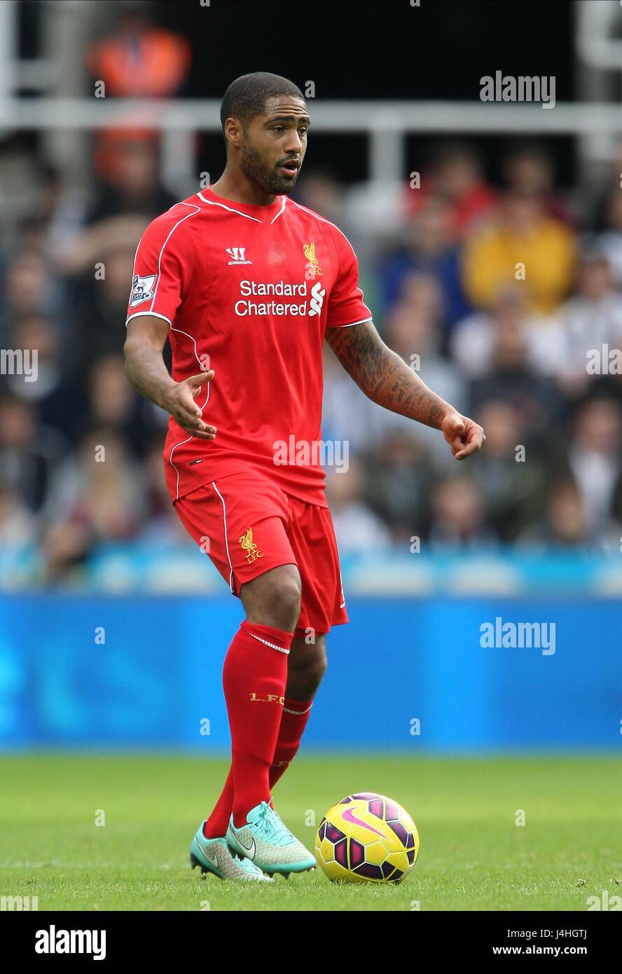 GLEN JOHNSON LIVERPOOL FC LIVERPOOL FC ST JAMES PARK NEWCASTLE ENGLAND ...
