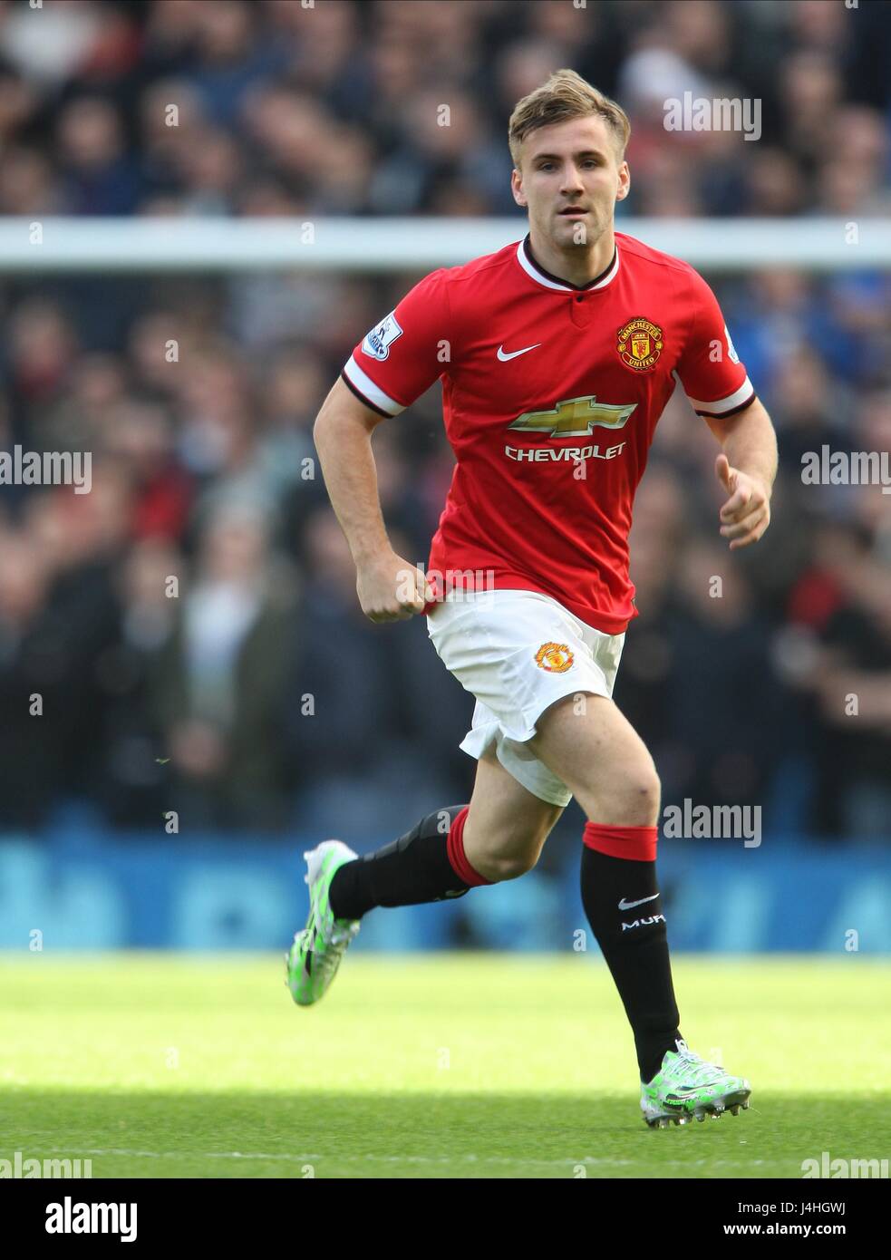 LUKE SHAW MANCHESTER UNITED FC MANCHESTER UNITED FC ETIHAD STADIUM ...