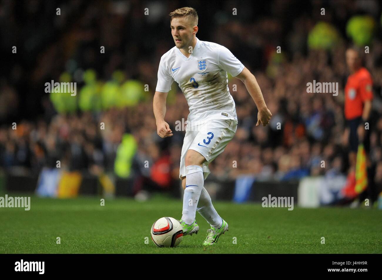 LUKE SHAW ENGLAND MANCHESTER UNITED FC ENGLAND & MANCHESTER UNITED FC ...