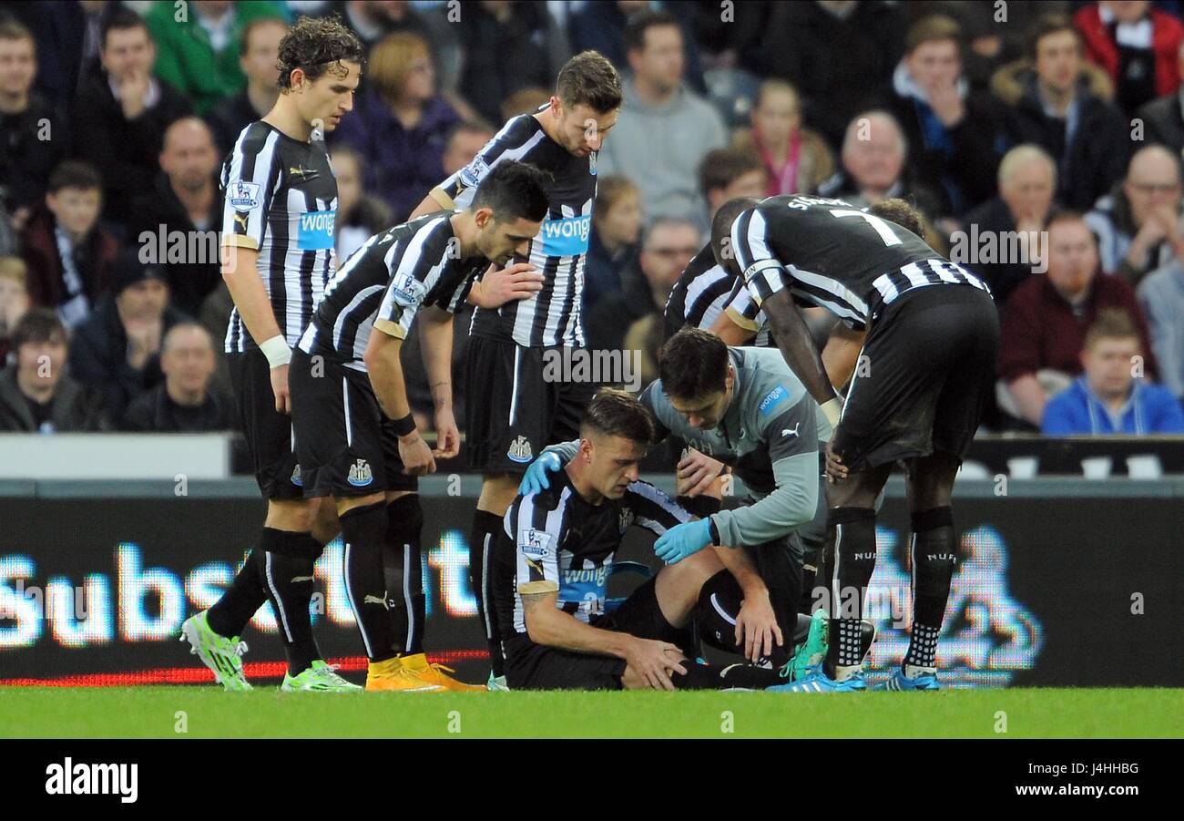Rangers v newcastle united hi-res stock photography and images - Alamy