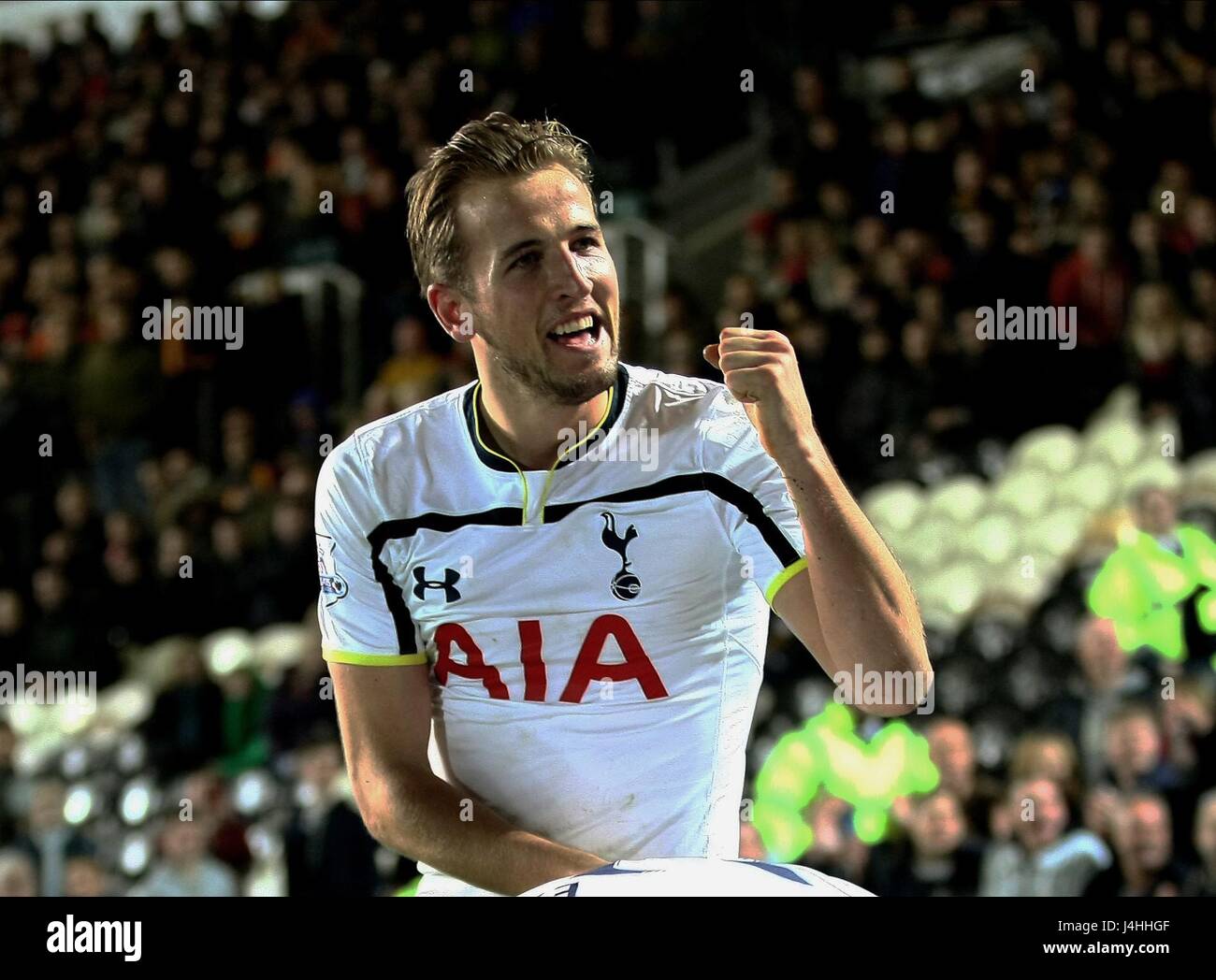 HARRY KANE CELEBRATES HULL CITY V TOTTENHAM HOTSPUR KC STADIUM HULL ...