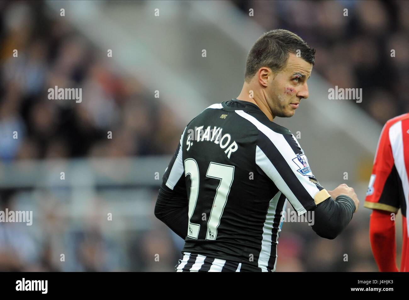 STEVEN TAYLOR HEAD INJURY NEWCASTLE UNITED FC V SUNDERLA ST JAMES PARK ...