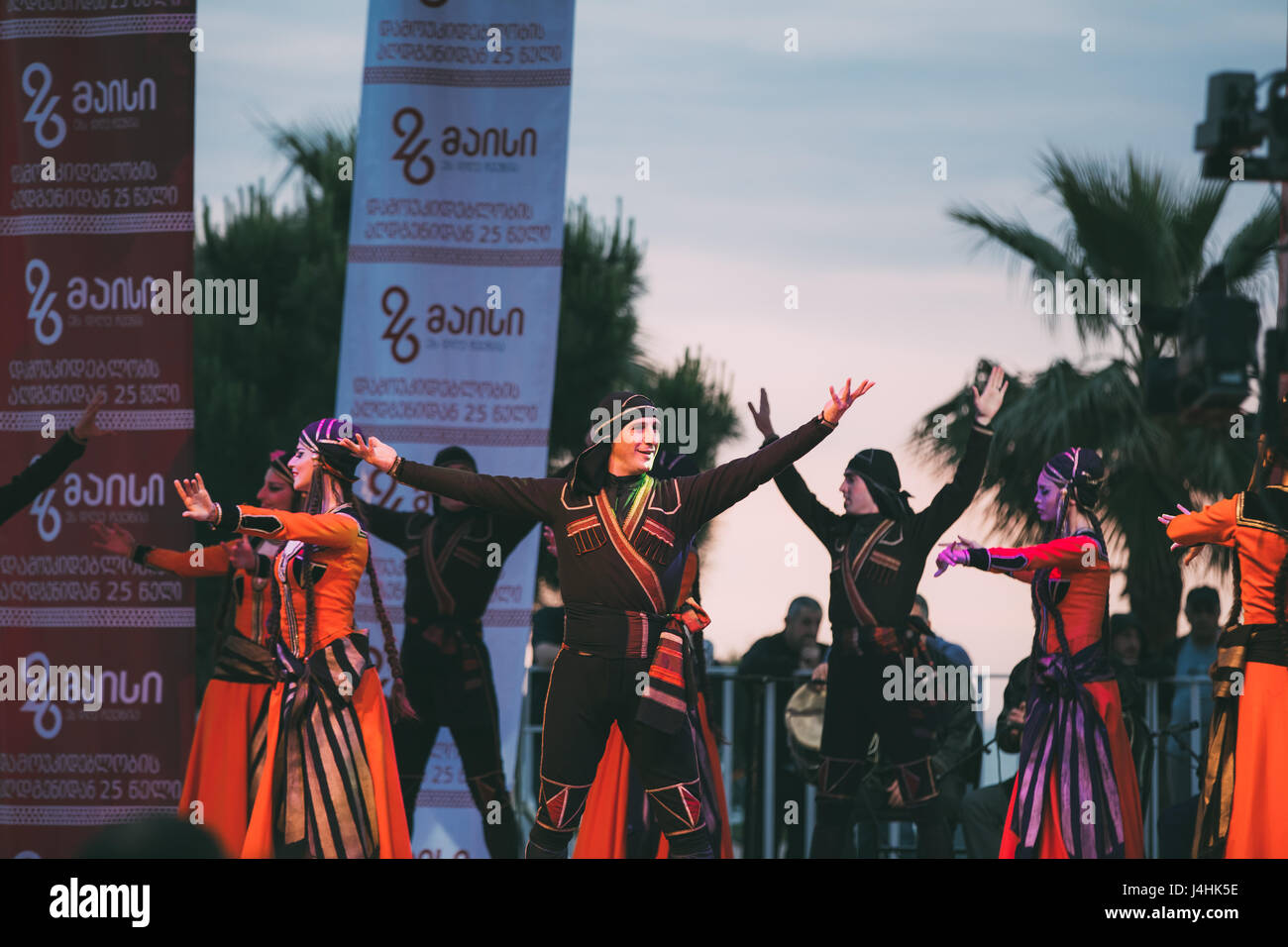 Georgia traditional dress hi-res stock photography and images - Alamy