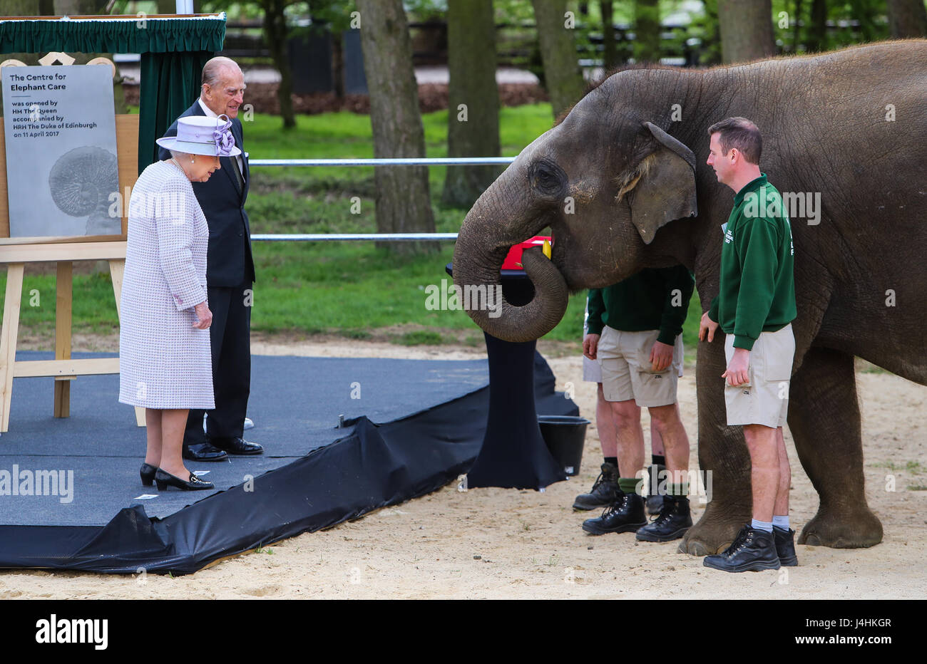 Queen Elizabeth and Prince Philip visit the new elephant centre at ZSL ...