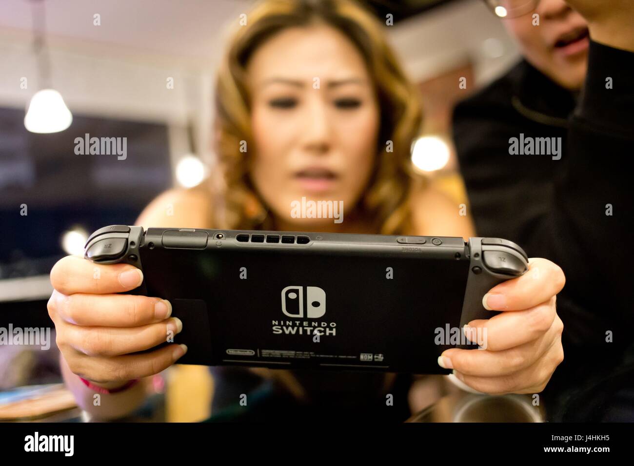 Nintendo 2017 hi-res stock photography and images - Alamy
