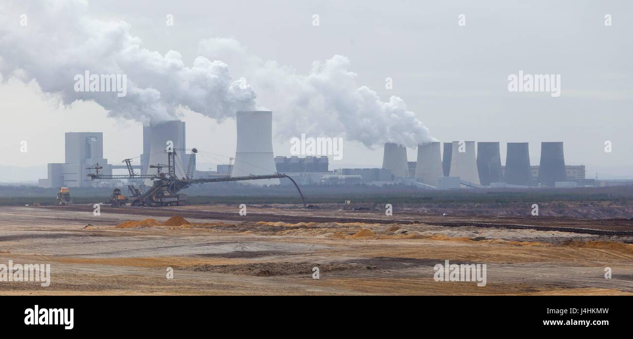 Boxberg power plant with Nochten open brown coal pit, 16 Mar 2017 ...