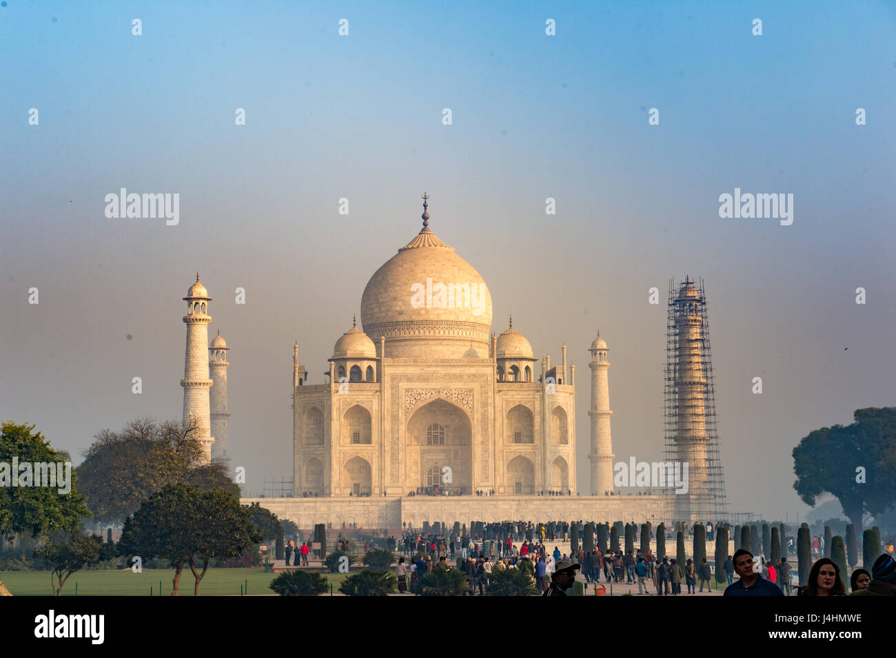 Inside taj mahal mausoleum hi-res stock photography and images - Alamy