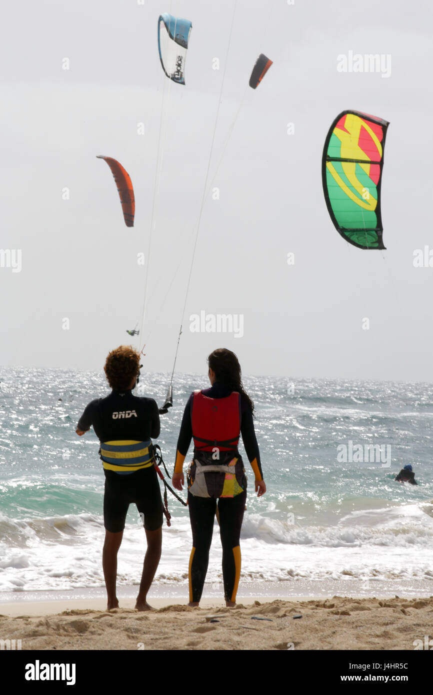 Kite surfing hi-res stock photography and images - Alamy